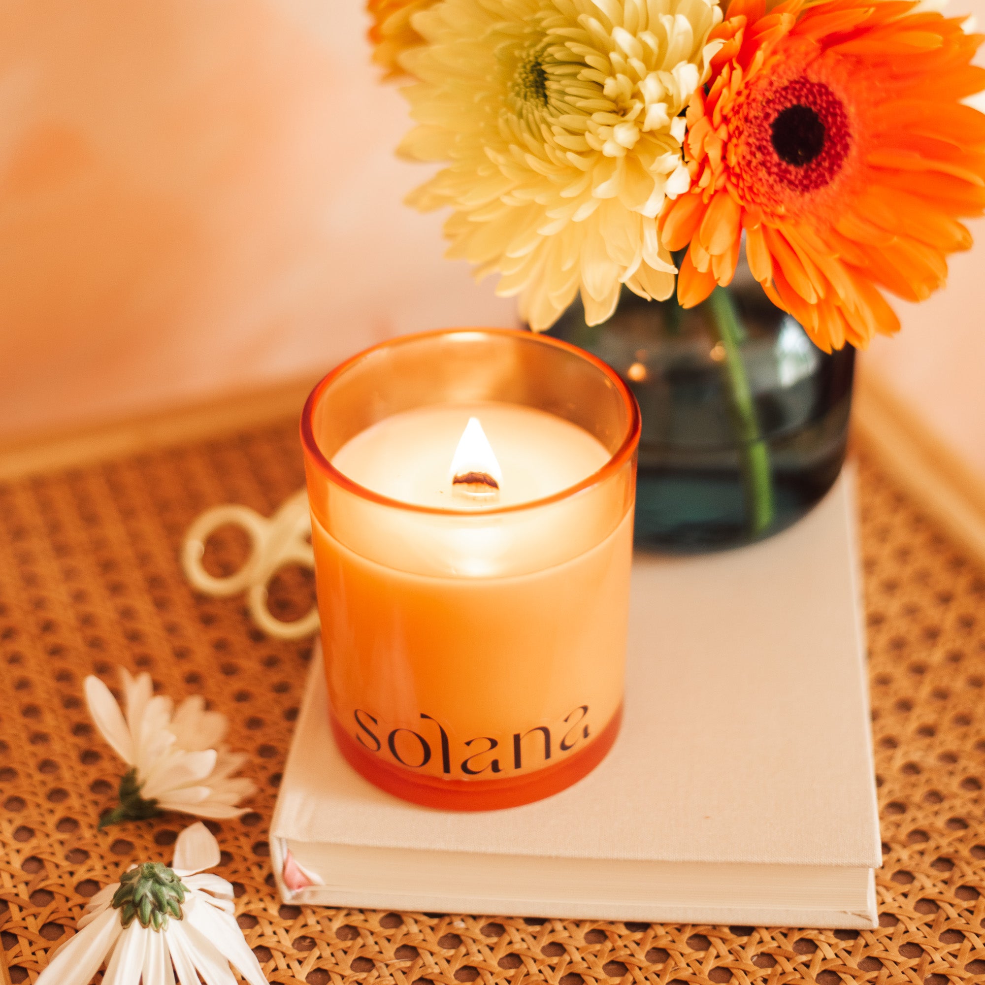 71 South Candle (Peach Glass) – SOLANA